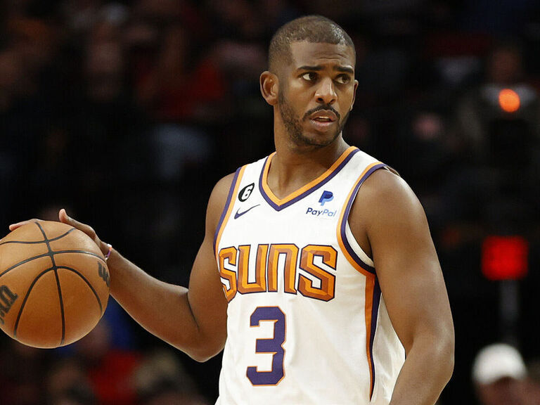 CP3 'absolutely' wants to stay with Suns amid report they'll waive him ...