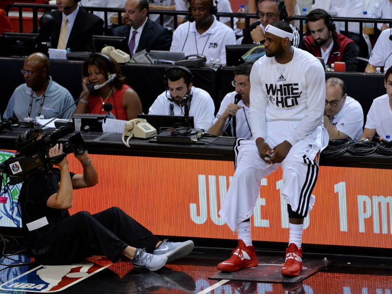 Apparent pregame stomach disorder hampered LeBron in Game 4 of NBA ...