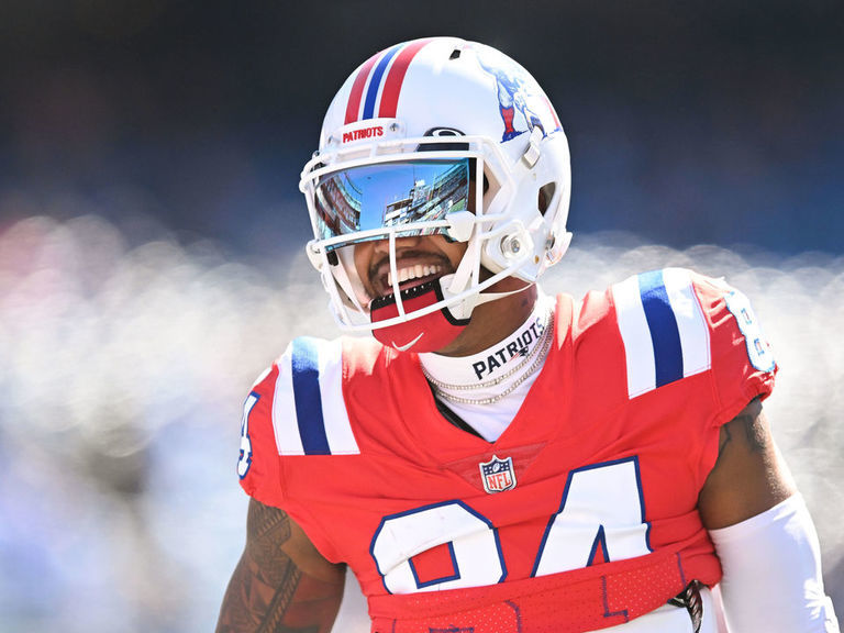 Report: Patriots' Bourne, Wynn drawing interest ahead of trade deadline ...