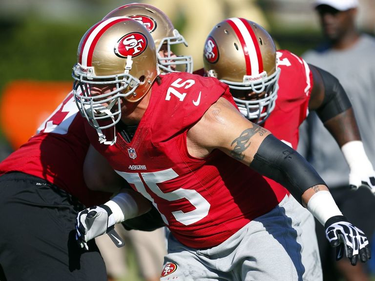 Report: 49ers' Boone won't report to camp on time without new contract ...