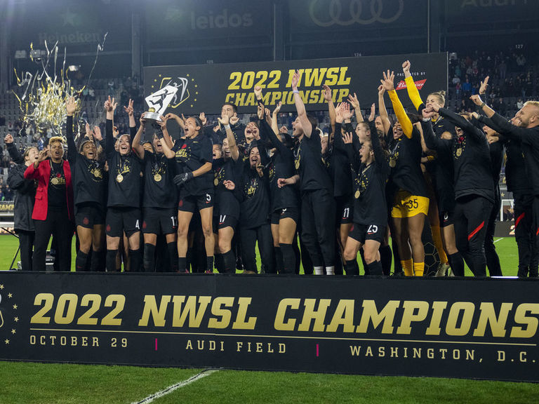 MVP Sophia Smith leads Portland Thorns to 3rd NWSL title | theScore.com