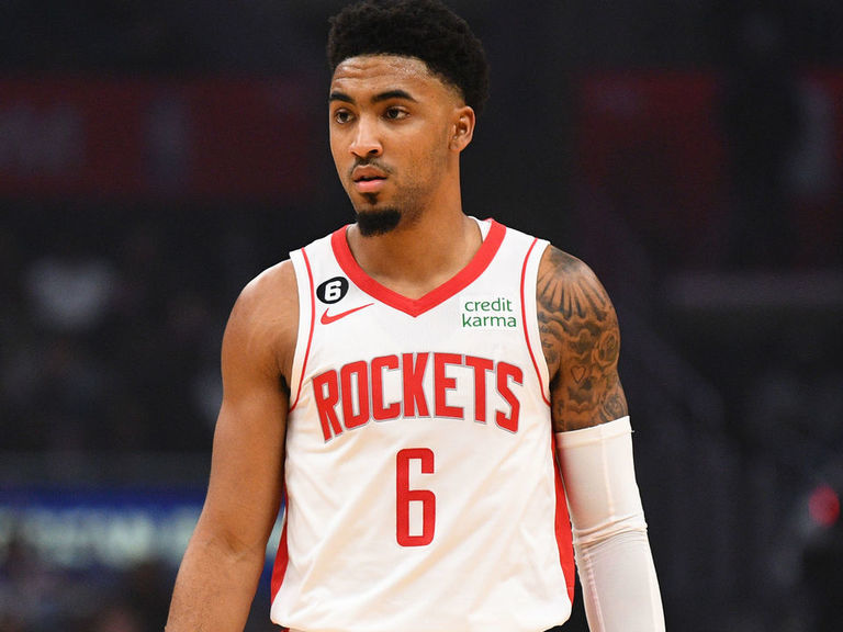 Report: Clippers acquire Martin in trade with Rockets | theScore.com