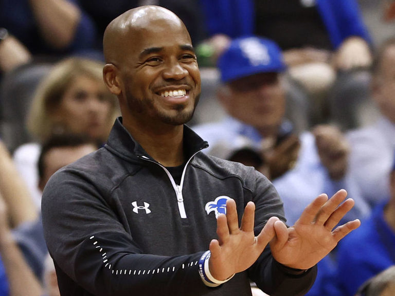 Holloway prepares to face Saint Peter's for 1st time since Elite Eight ...