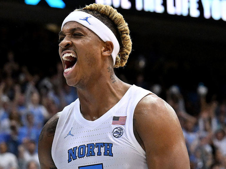 Bacot, Love help No. 1 UNC top College of Charleston | theScore.com