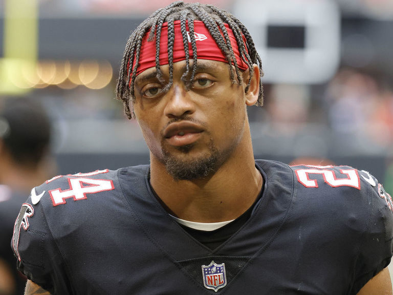 Falcons' Terrell returns to practice after missing 3 games | theScore.com