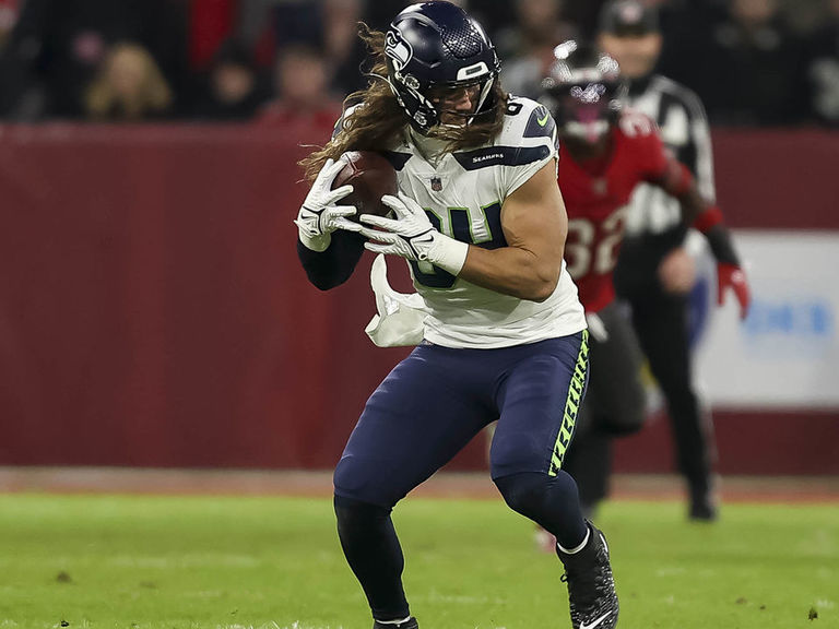 Seahawks happy to be home for a while, set to host Raiders | theScore.com