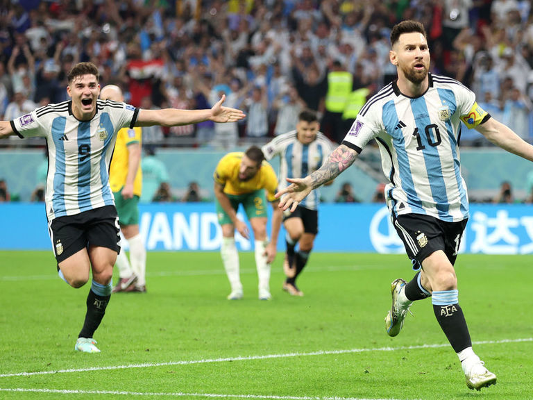 Messi marks 1,000th career game with 1st World Cup knockout goal ...