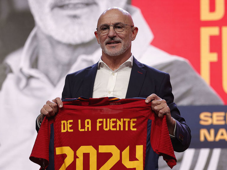New Spain coach De La Fuente defends appointment | theScore.com