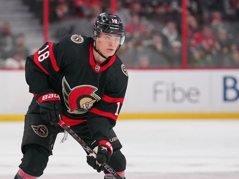 Senators' Stutzle out at least a week with shoulder contusion ...