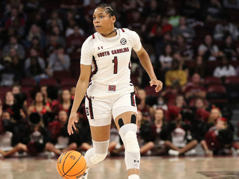 Cooke, No. 1 South Carolina run past Texas A&M to start SEC play ...