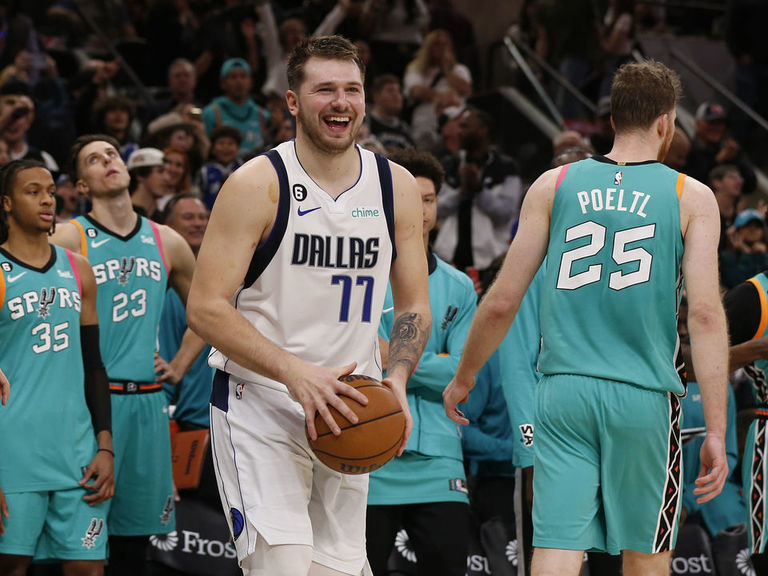 Luka scores 50 for 3rd time in last 5 games to push Mavs over Spurs ...