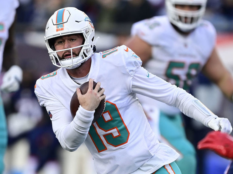 Dolphins' Thompson to start pivotal Week 18 game vs. Jets | theScore.com