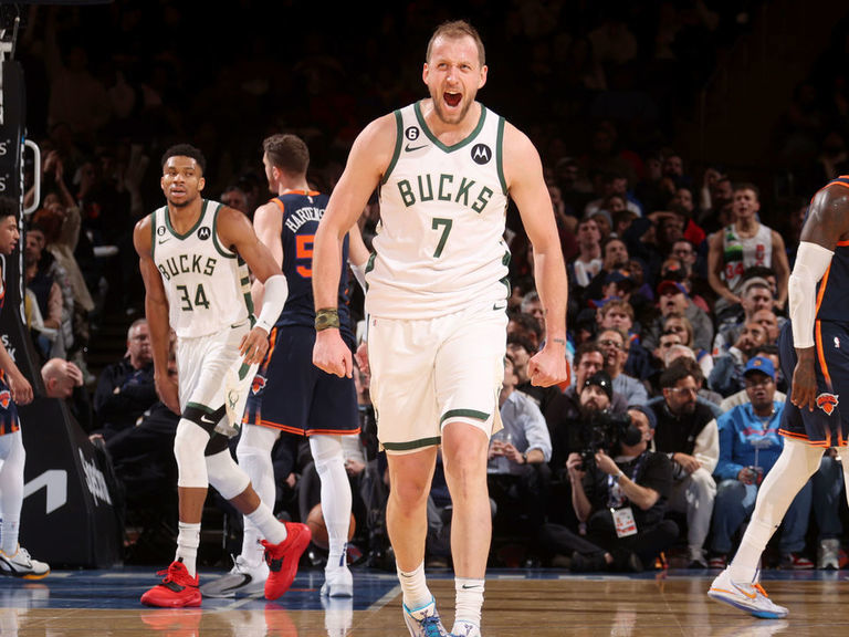 Bucks rally from 17 down vs. Knicks to overcome Brunson's career night ...