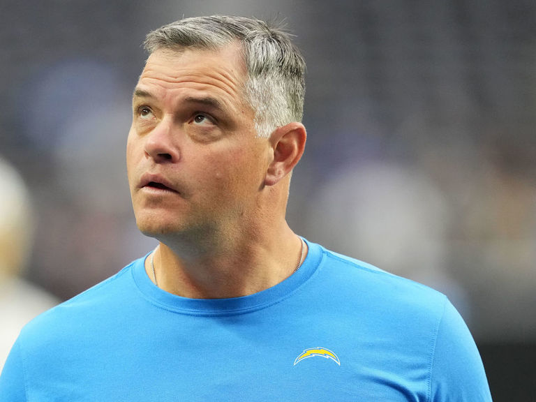 Chargers fire offensive coordinator Joe Lombardi, QB coach Shane Day ...