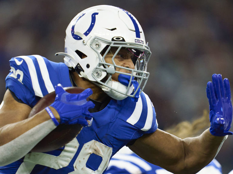 Colts' Taylor undergoes ankle surgery, will be 'ready to go' for 2023 ...