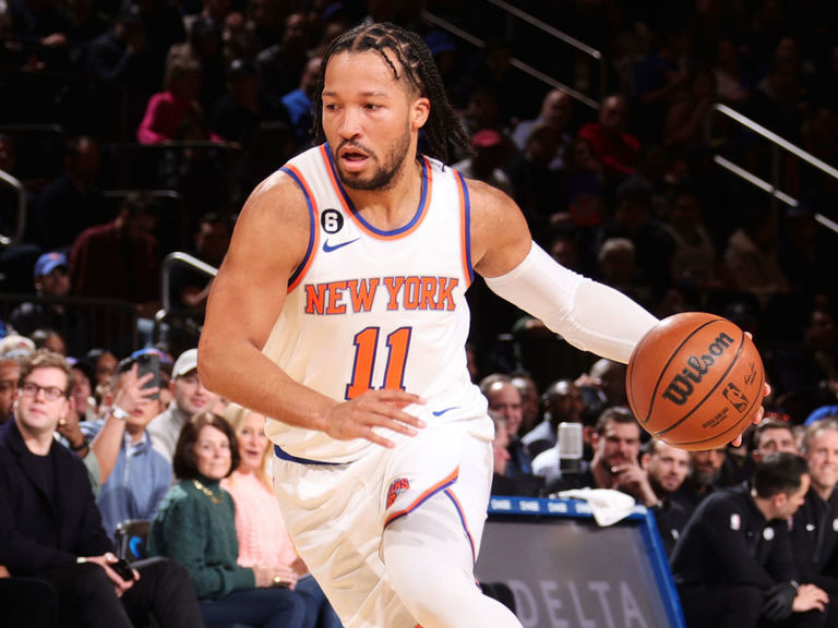 Brunson's 40 helps Knicks end 9-game skid vs. Nets | theScore.com