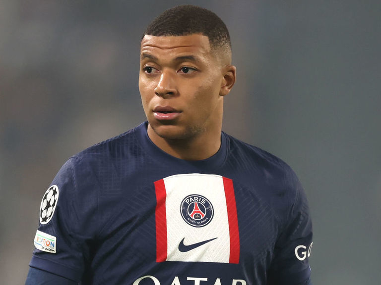 Mbappe passes late fitness test, returns from injury vs. Bayern ...