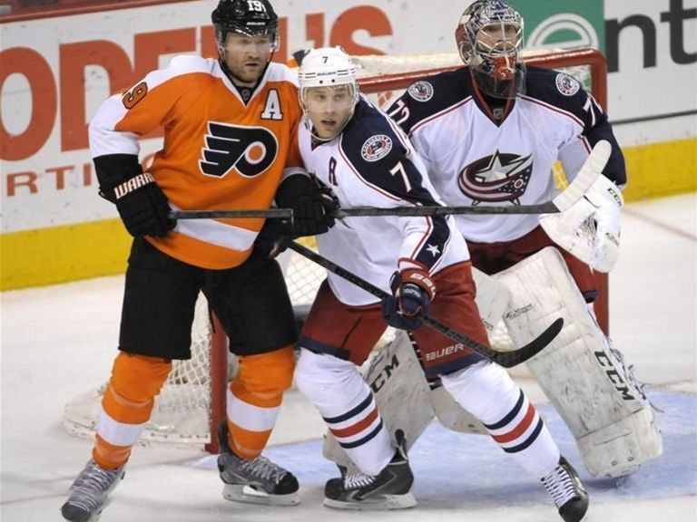 The Flyers traded Scott Hartnell for R.J. Umberger, immediately got ...