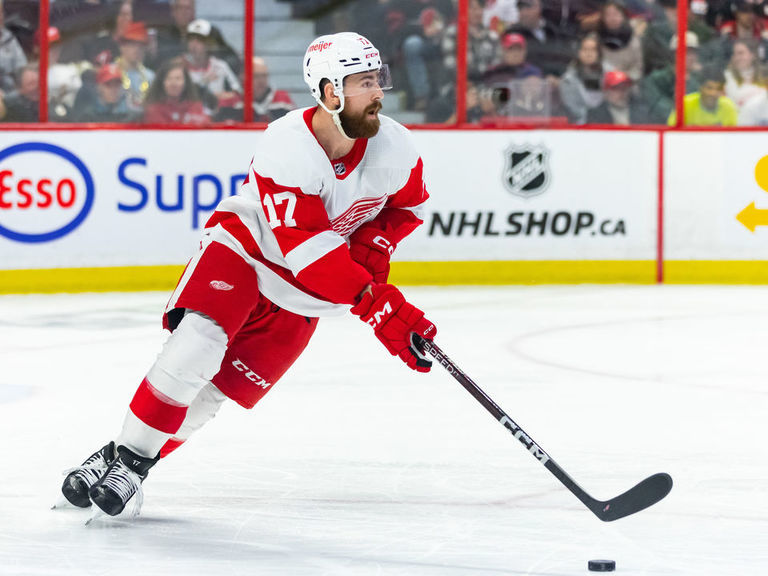 Red Wings ship Hronek to Canucks | theScore.com