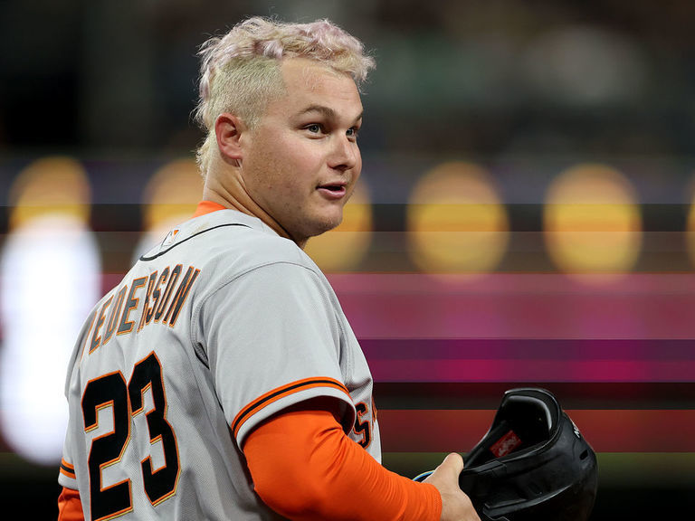 D-Backs, Pederson agree to 1-year deal reportedly worth $12.5M ...