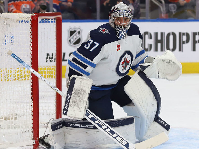 NHL Friday best bets: Going under in Winnipeg | theScore.com