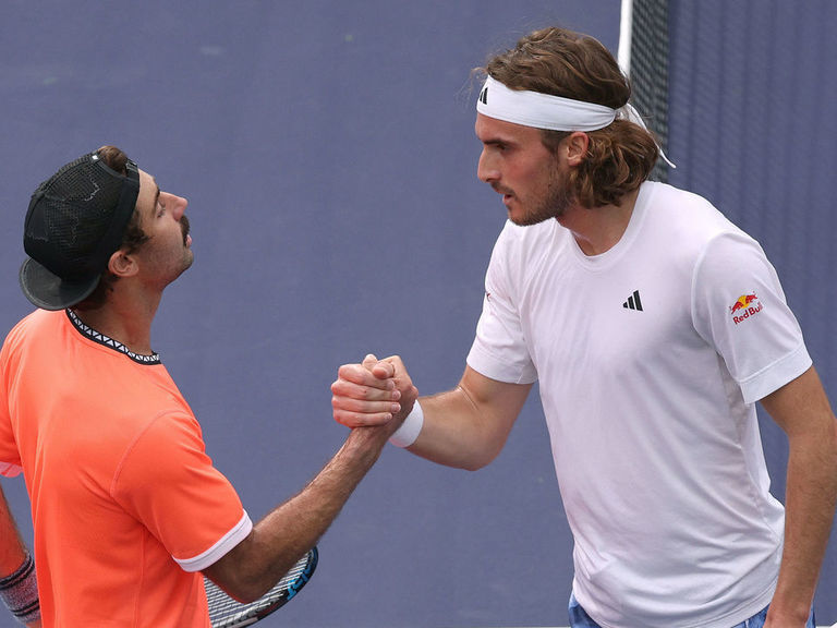Aussie Thompson takes down Tsitsipas at BNP Paribas Open | theScore.com