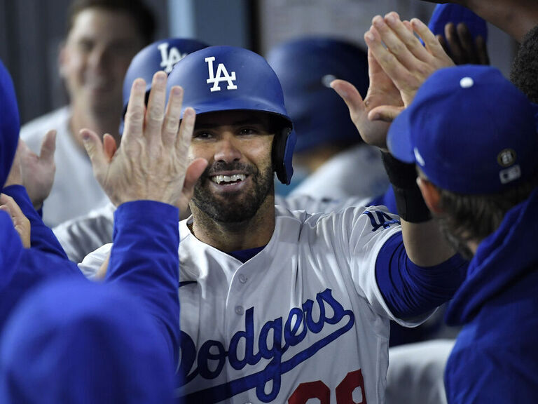 Mets' Martinez blames teams 'not trying to win' for slow offseason ...