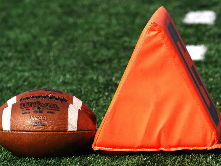 NCAA rules committee suggests changes similar to NFL games | theScore.com