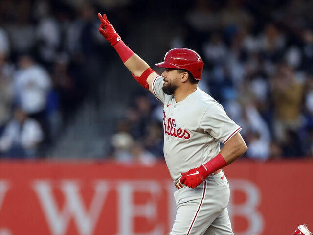 Phillies beat Yankees for 1st win of season | theScore.com