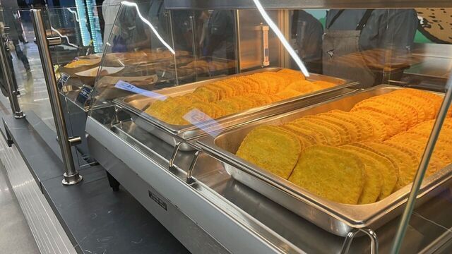 A fan's guide to the revamped Rogers Centre: Best sections, food ...