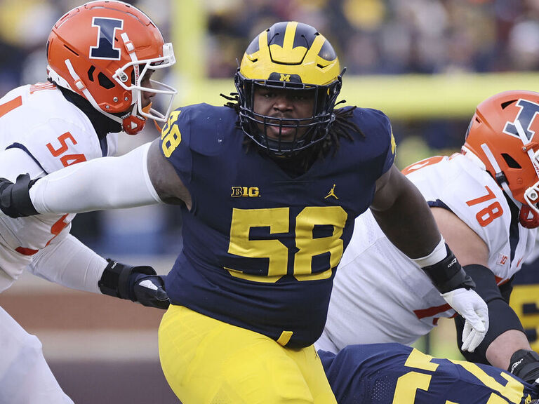 Cowboys draft Mazi Smith with pick No. 26 | theScore.com