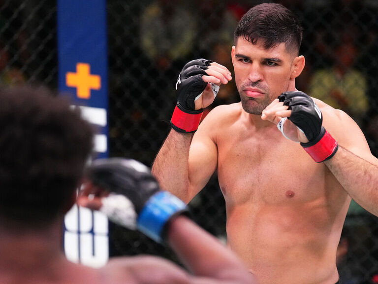 Report: Luque, Dos Anjos agree to headline July 15 card | theScore.com