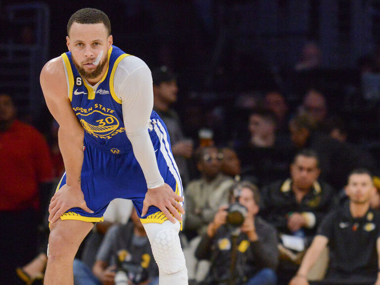 Steph mentoring top NBA draft prospect Scoot Henderson | theScore.com