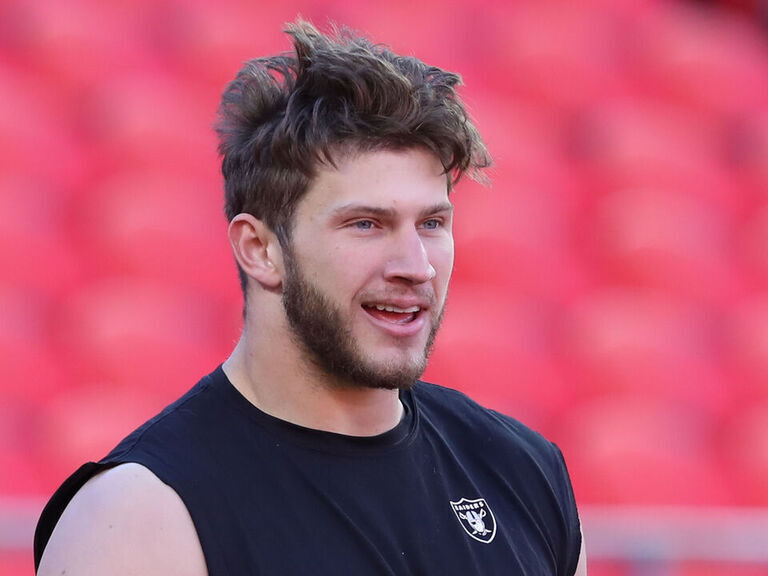 Saints' Moreau participates in OTAs after cancer treatments | theScore.com