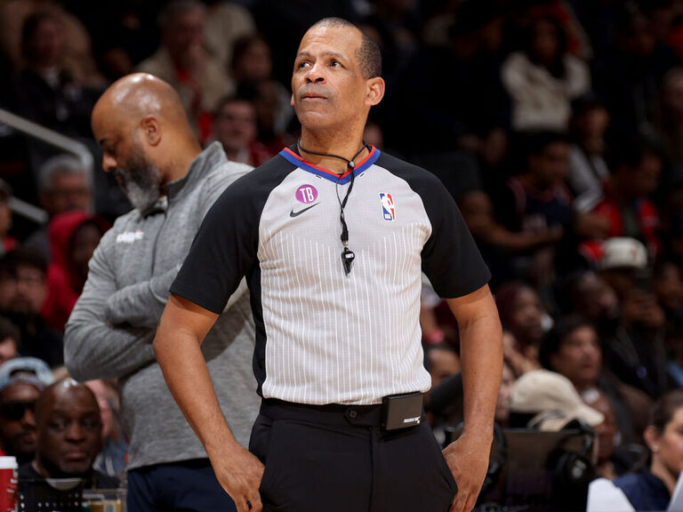Report: NBA opens investigation into ref Eric Lewis over alleged ...
