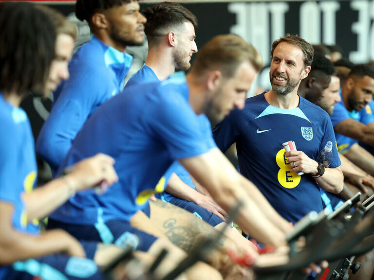 Southgate tells players to enjoy summer instead of sweating over ...