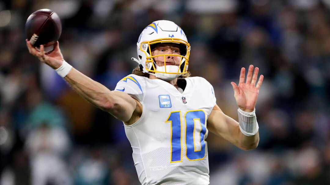NFL positional pecking order: Ranking all 32 QB rooms from