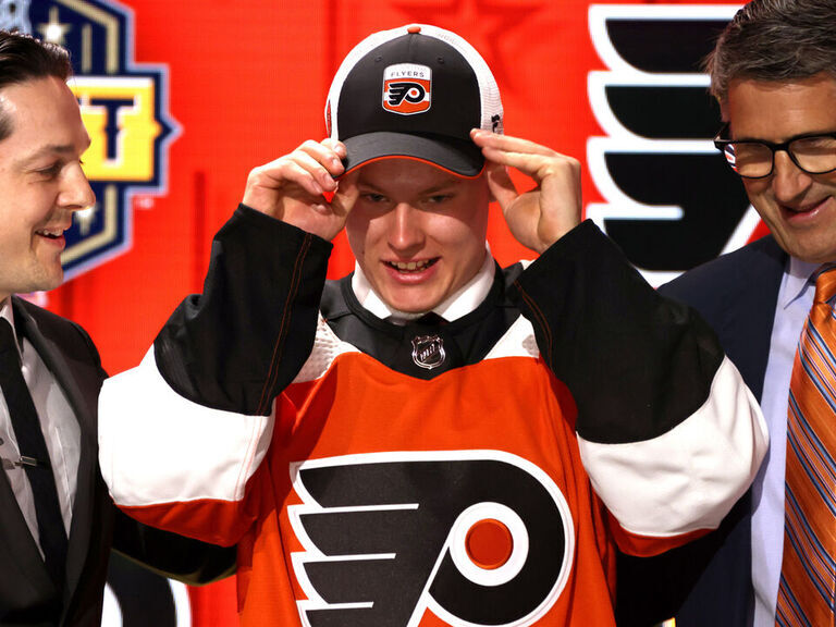 Flyers hope Michkov can help team take next step | theScore.com