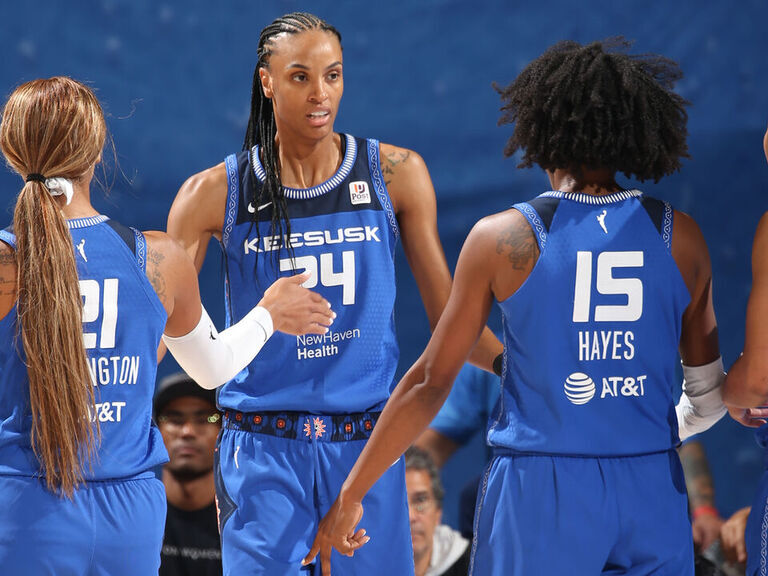 Hayes, Bonner help Sun pull away from Sky | theScore.com