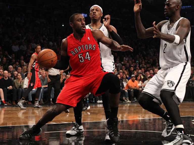 Report: Raptors sign Patrick Patterson to 3-year, $18M deal | theScore.com