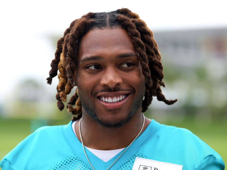 Report: Dolphins' Ramsey out until December after full meniscus repair ...