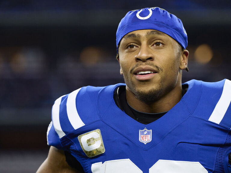 Colts' Taylor reportedly requests trade, Irsay says team won't deal him ...