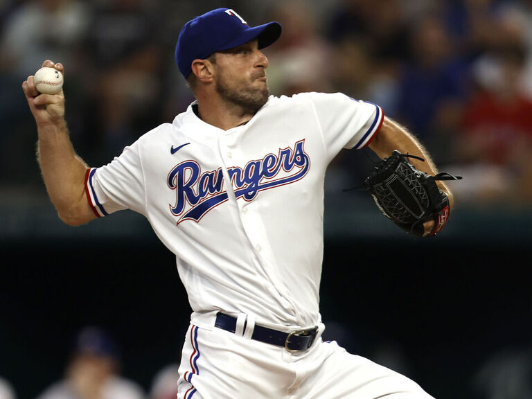 Scherzer settles down to win debut as Rangers beat White Sox | theScore.com