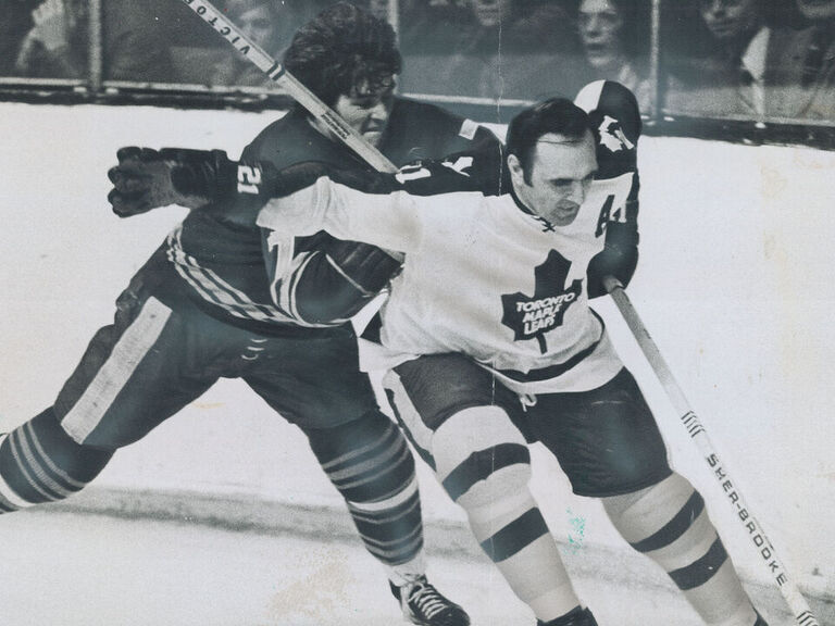 Four-time Cup winner Bob Baun dies at 86 | theScore.com