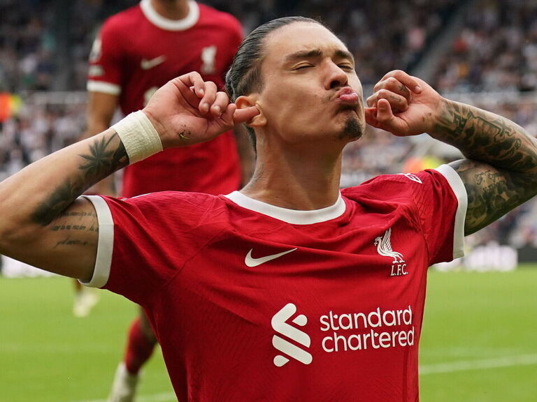 Nunez steals win for 10-man Liverpool after Van Dijk's red card vs ...