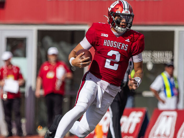 Indiana names Tayven Jackson starting quarterback | theScore.com