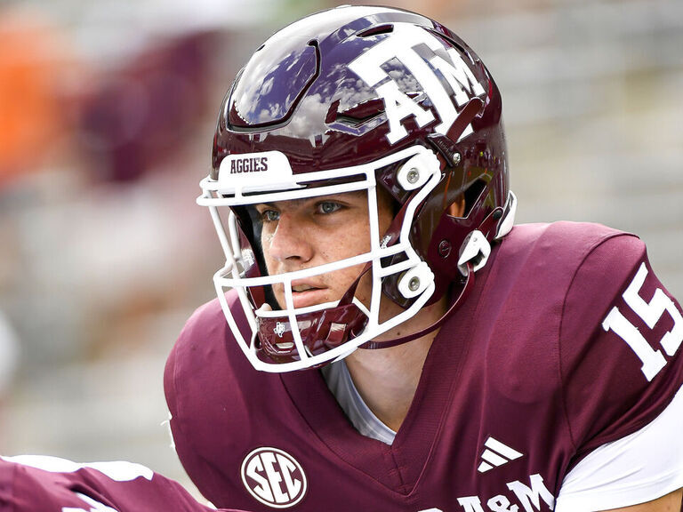 Texas A&M's Weigman exits win over Auburn with apparent leg injury ...