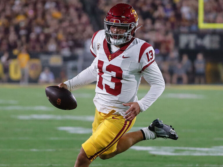 USC retires Williams' No. 13, restores Bush's No. 5 | theScore.com