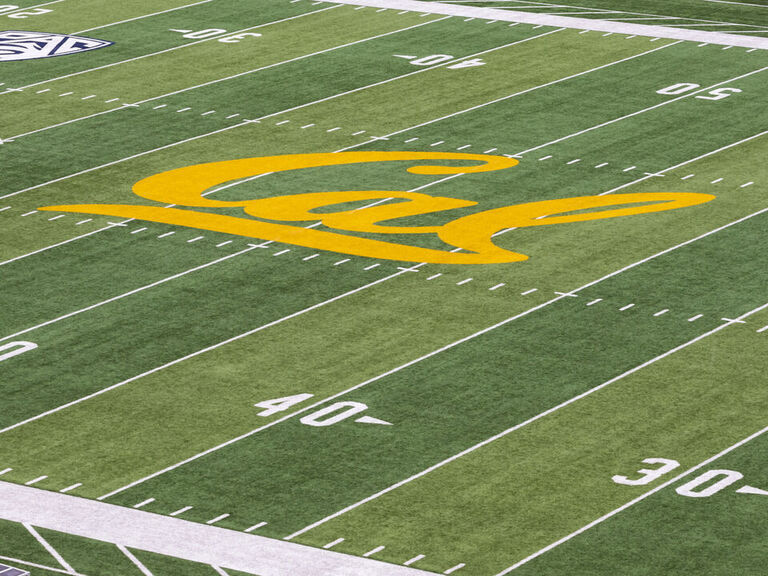 Protest delays start of No. 24 USC vs. California | theScore.com