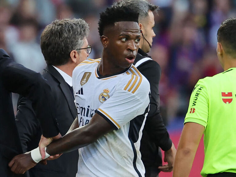 Barca investigating after video appears to show fan calling Vinicius Jr ...